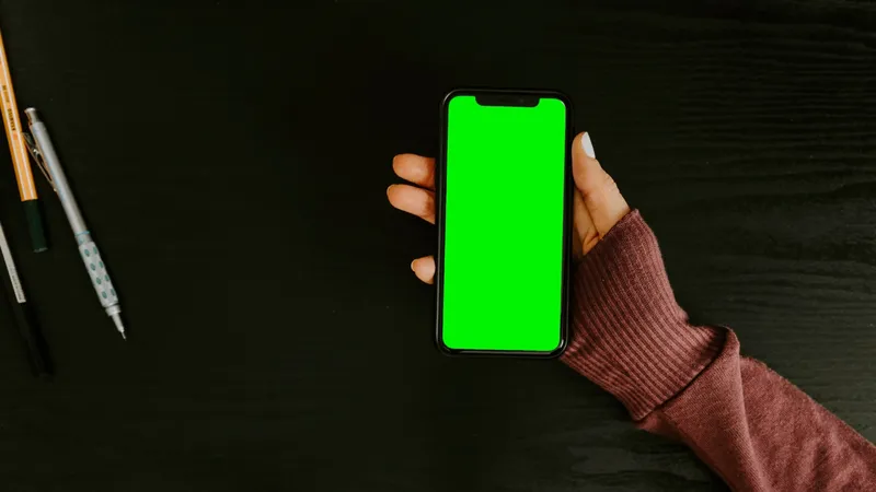 Phone Green Screen Template — Kapwing
